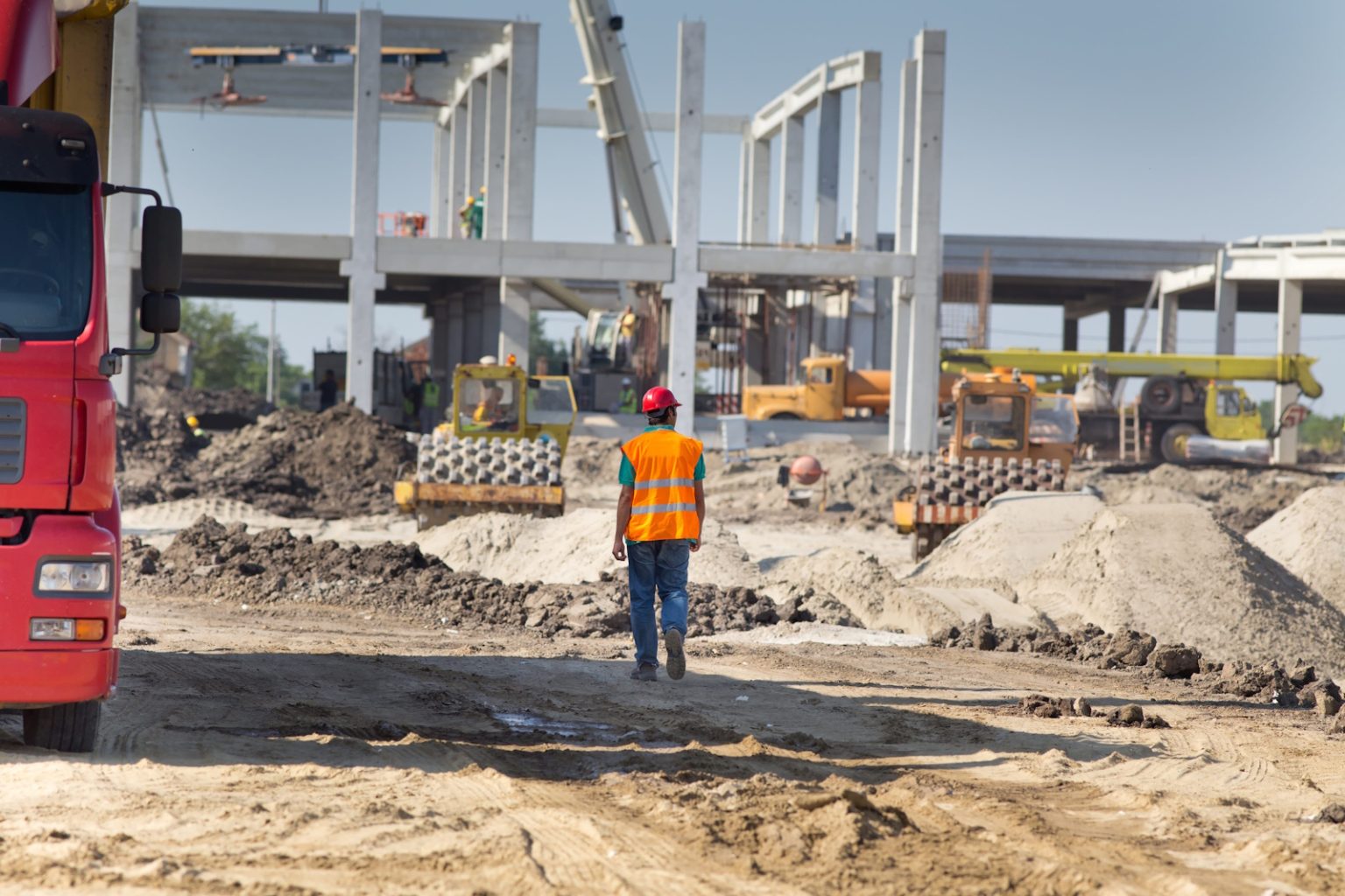Overexertion In The Workplace – Causes, Symptoms, Prevention